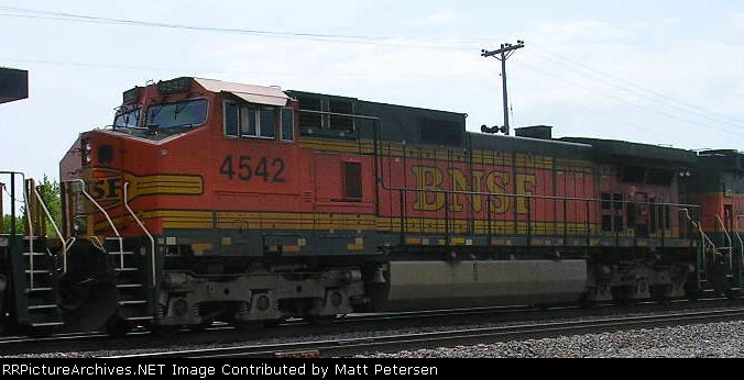 BNSF 4542